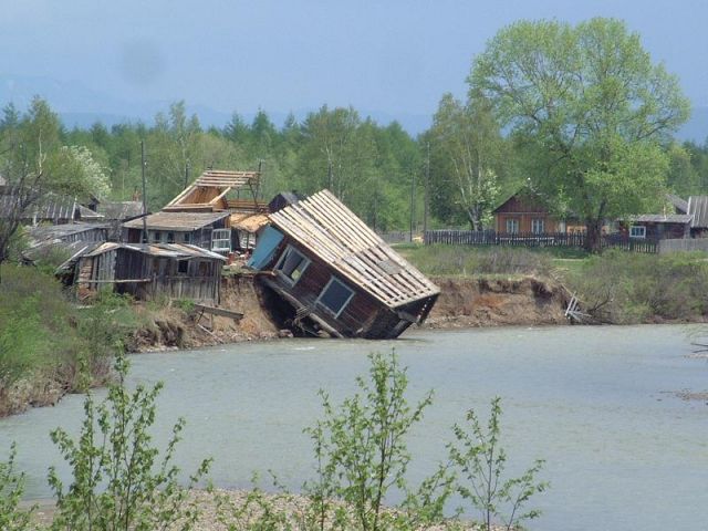 Любитель_Жизни. :: На севере :: Подводную лодку спускают на воду
